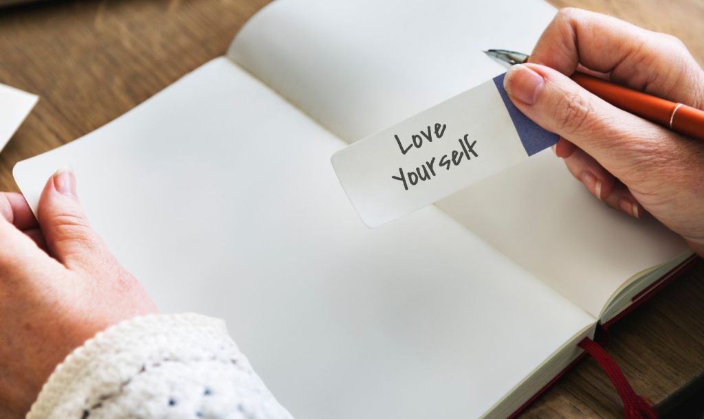 8 Green Flags To Look For In Yourself